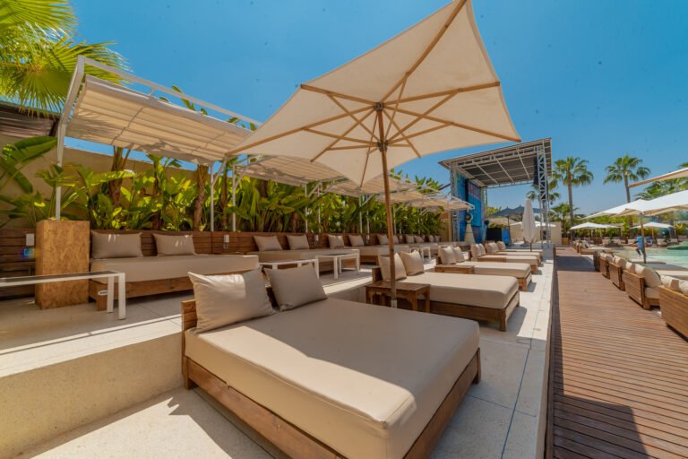 Réservation - Snob Beach Marrakech - Piscines et plages à Marrakech